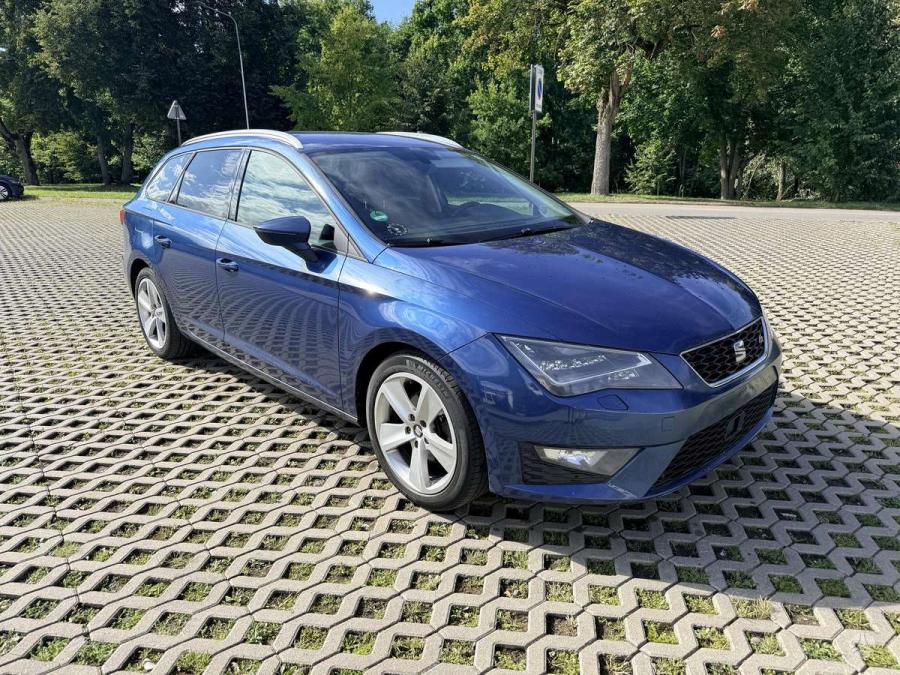 Blue SEAT Leon 2016 in Kaunas, with an engine capacity of 2.00 L and mileage of 275 thousand km for 5900 €, photo 1 on AUTOMOTO.COM.LV