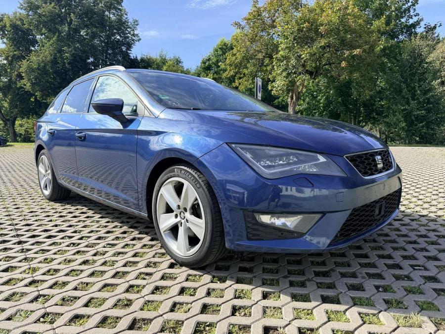 Blue SEAT Leon 2016 in Kaunas, with an engine capacity of 2.00 L and mileage of 275 thousand km for 5900 €, photo 3 on AUTOMOTO.COM.LV