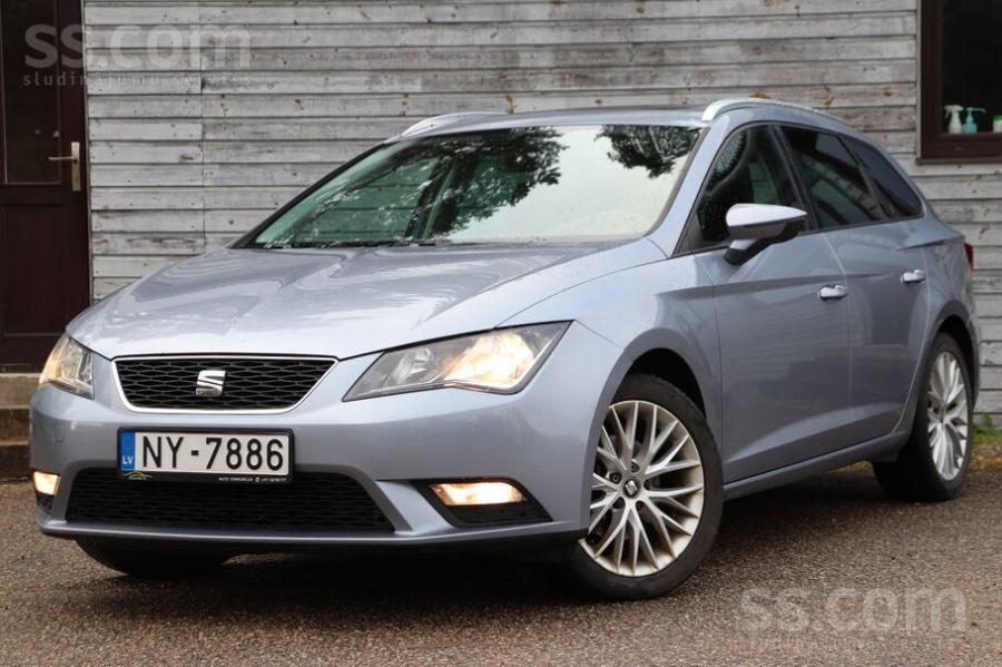 Blue SEAT Leon 2016 in Valmiera, with an engine capacity of 1.60 L and mileage of 294 thousand km for 5500 €, photo 1 on AUTOMOTO.COM.LV