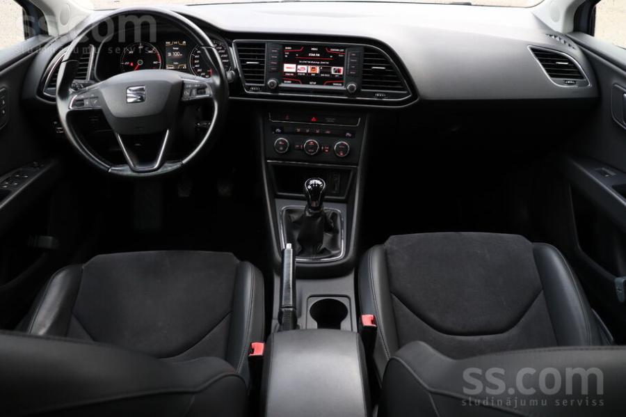 Blue SEAT Leon 2016 in Valmiera, with an engine capacity of 1.60 L and mileage of 294 thousand km for 5500 €, photo 13 on AUTOMOTO.COM.LV