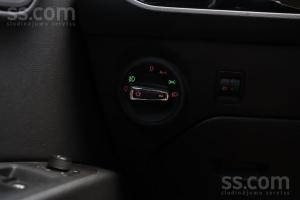 Blue SEAT Leon 2016 in Valmiera, with an engine capacity of 1.60 L and mileage of 294 thousand km for 5500 €, photo 16 on AUTOMOTO.COM.LV
