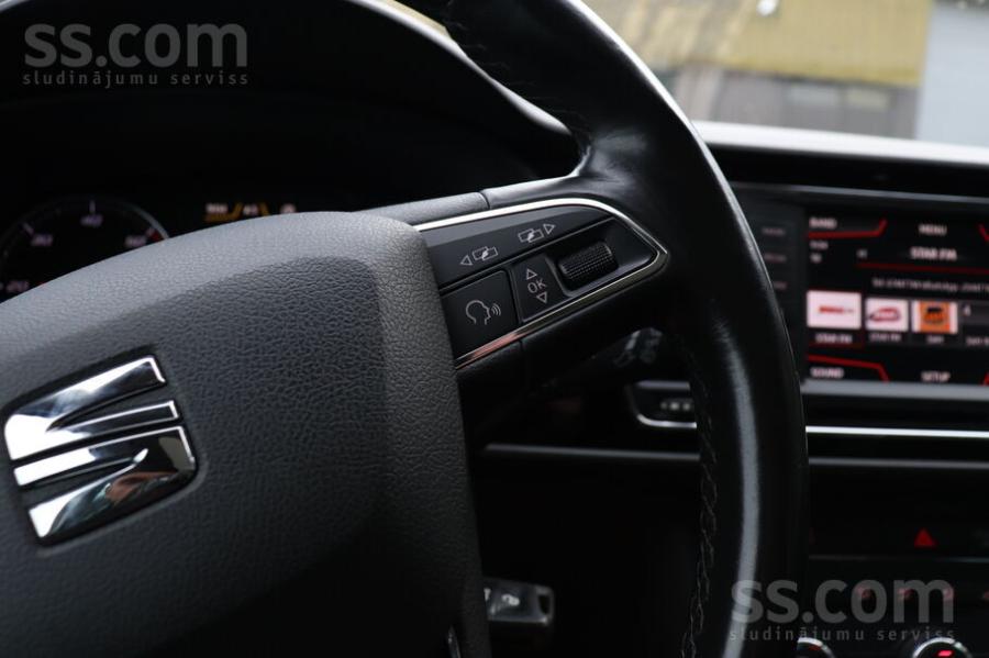 Blue SEAT Leon 2016 in Valmiera, with an engine capacity of 1.60 L and mileage of 294 thousand km for 5500 €, photo 18 on AUTOMOTO.COM.LV