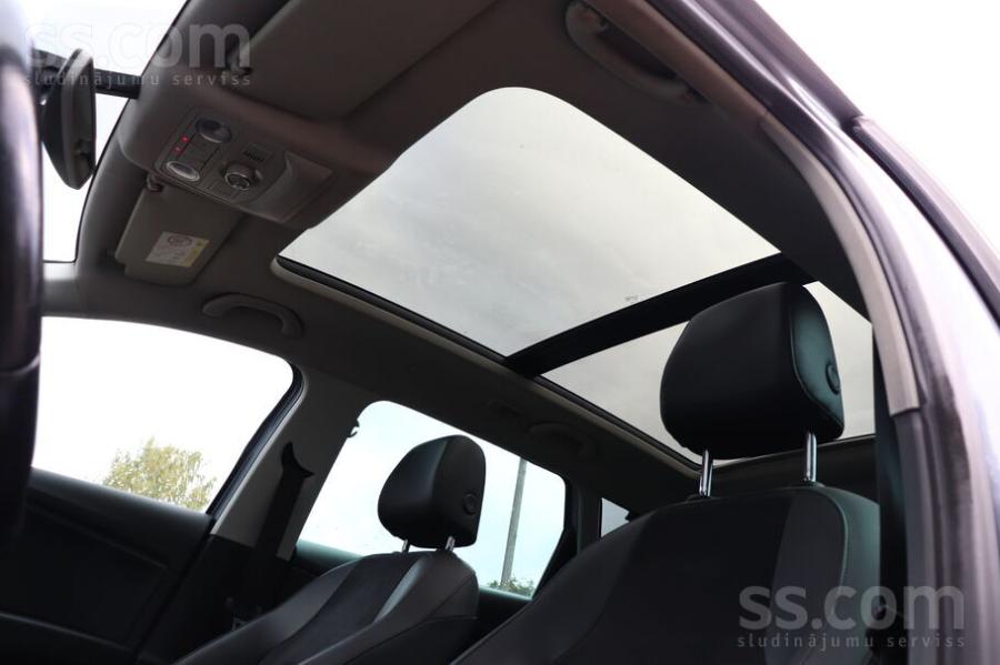 Blue SEAT Leon 2016 in Valmiera, with an engine capacity of 1.60 L and mileage of 294 thousand km for 5500 €, photo 26 on AUTOMOTO.COM.LV