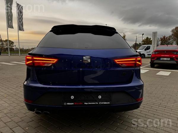 Blue SEAT Leon 2018 in Riga, with an engine capacity of 2.00 L and mileage of 209 thousand km for 11390 €, photo 5 on AUTOMOTO.COM.LV