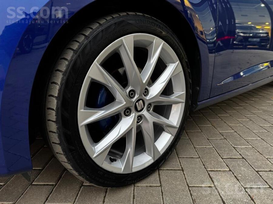 Blue SEAT Leon 2018 in Riga, with an engine capacity of 2.00 L and mileage of 209 thousand km for 11390 €, photo 11 on AUTOMOTO.COM.LV