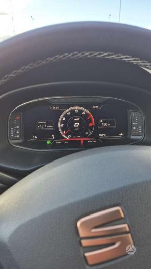 Blue SEAT Leon 2019 in Riga, with an engine capacity of 1.98 L and mileage of 98 thousand km for 19000 €, photo 15 on AUTOMOTO.COM.LV