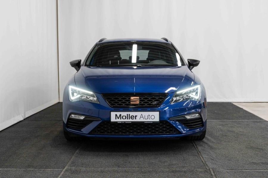 Zils SEAT Leon 2019 Tallina, ar dzinēja tilpumu 2.00 L un nobraukumu 98 tūkst. km par 19400 €, foto 3 vietnē AUTOMOTO.COM.LV