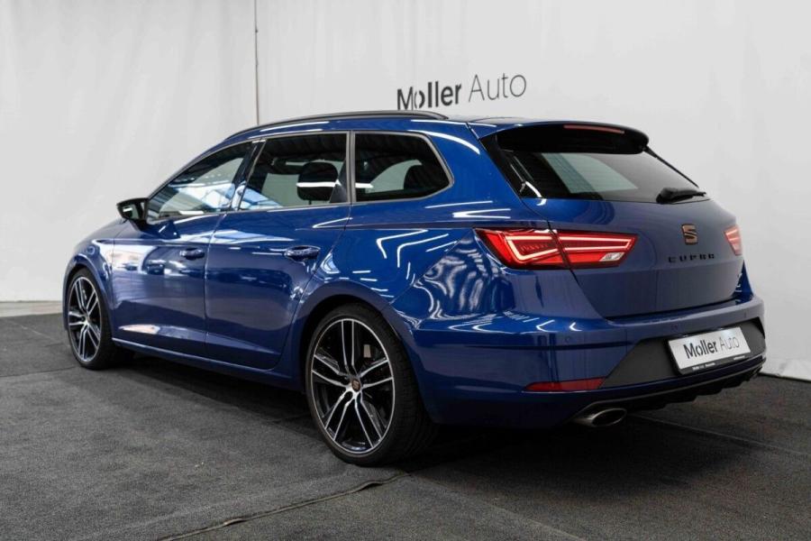 Zils SEAT Leon 2019 Tallina, ar dzinēja tilpumu 2.00 L un nobraukumu 98 tūkst. km par 19400 €, foto 4 vietnē AUTOMOTO.COM.LV