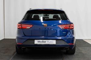 Zils SEAT Leon 2019 Tallina, ar dzinēja tilpumu 2.00 L un nobraukumu 98 tūkst. km par 19400 €, foto 7 vietnē AUTOMOTO.COM.LV