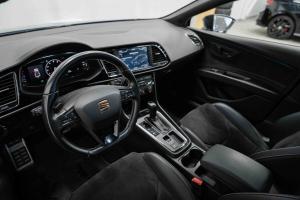 Zils SEAT Leon 2019 Tallina, ar dzinēja tilpumu 2.00 L un nobraukumu 98 tūkst. km par 19400 €, foto 9 vietnē AUTOMOTO.COM.LV
