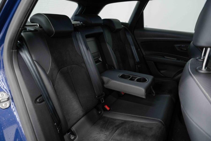 Zils SEAT Leon 2019 Tallina, ar dzinēja tilpumu 2.00 L un nobraukumu 98 tūkst. km par 19400 €, foto 15 vietnē AUTOMOTO.COM.LV