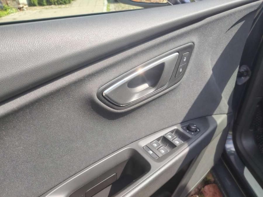 Zils SEAT Leon 2020 Kauņa, ar dzinēja tilpumu 1.50 L un nobraukumu 48 tūkst. km par 15500 €, foto 20 vietnē AUTOMOTO.COM.LV