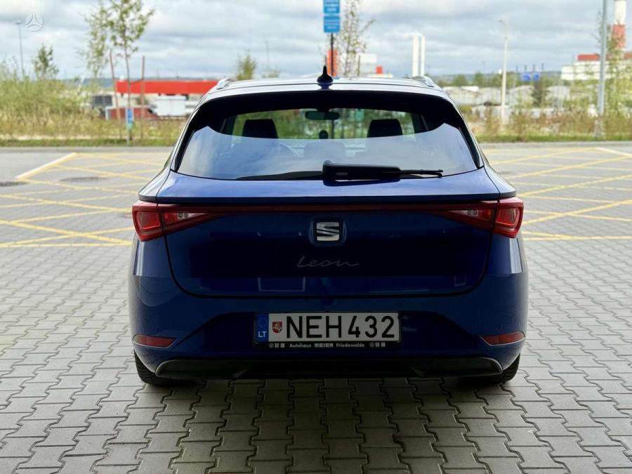 Blue SEAT Leon 2020 in Vilnius, with an engine capacity of 1.97 L and mileage of 234 thousand km for 11675 €, photo 6 on AUTOMOTO.COM.LV