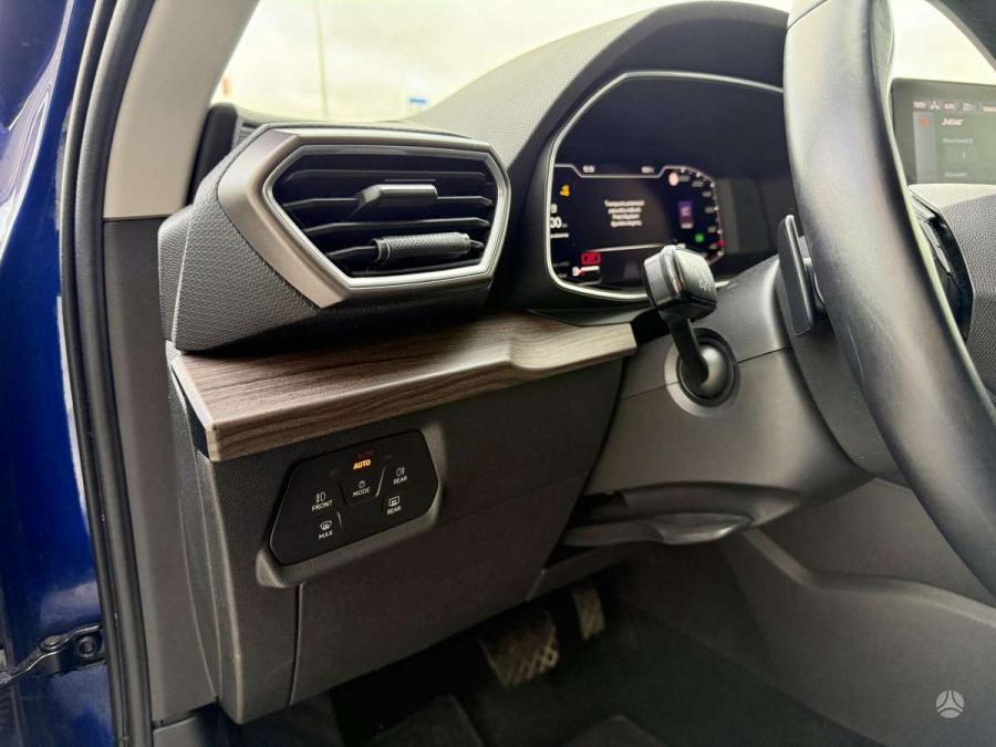 Blue SEAT Leon 2020 in Vilnius, with an engine capacity of 1.97 L and mileage of 234 thousand km for 11675 €, photo 17 on AUTOMOTO.COM.LV