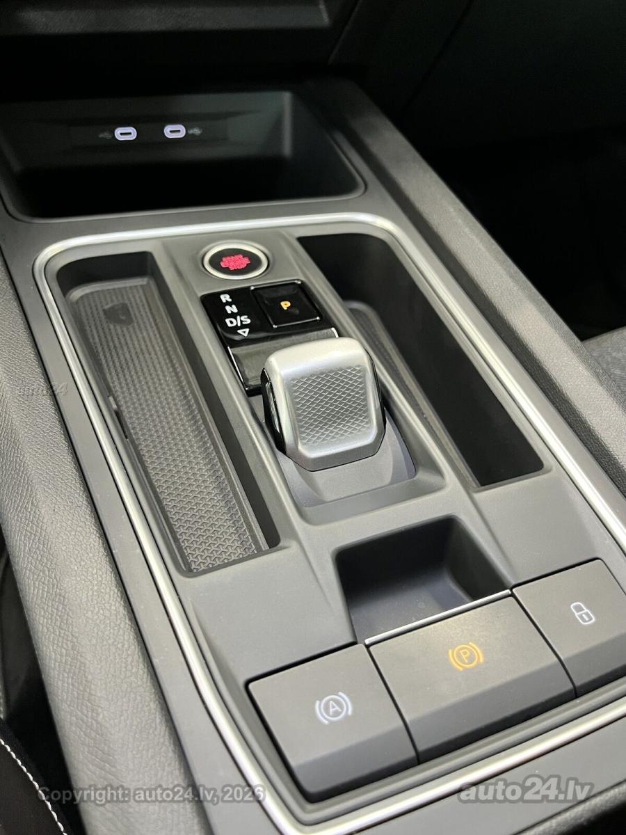 Zils SEAT Leon 2021 Tallina, ar dzinēja tilpumu 1.50 L un nobraukumu 74 tūkst. km par 17500 €, foto 20 vietnē AUTOMOTO.COM.LV