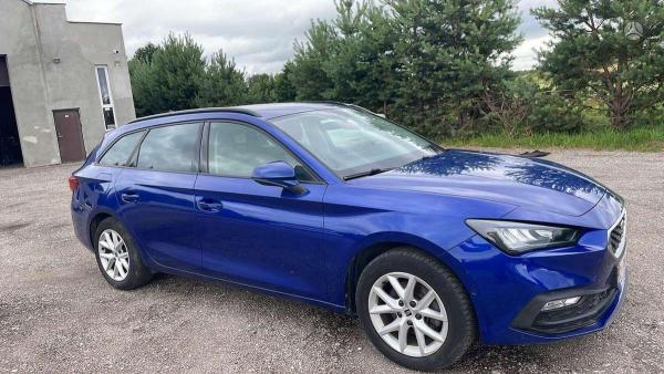 Blue SEAT Leon 2021 in Alytus, with an engine capacity of 1.00 L and mileage of 72 thousand km for 11999 €, photo 2 on AUTOMOTO.COM.LV