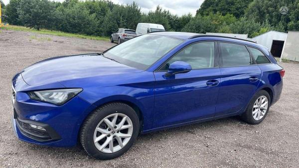 Blue SEAT Leon 2021 in Alytus, with an engine capacity of 1.00 L and mileage of 72 thousand km for 11999 €, photo 3 on AUTOMOTO.COM.LV
