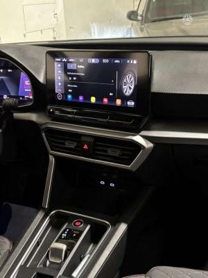 Blue SEAT Leon 2021 in Klaipeda, with an engine capacity of 1.40 L and mileage of 232 thousand km for 13999 €, photo 9 on AUTOMOTO.COM.LV