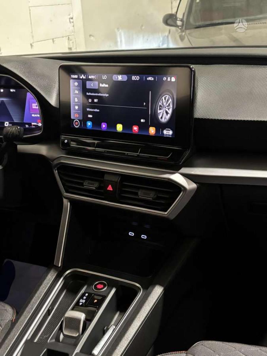 Blue SEAT Leon 2021 in Klaipeda, with an engine capacity of 1.40 L and mileage of 232 thousand km for 13999 €, photo 9 on AUTOMOTO.COM.LV