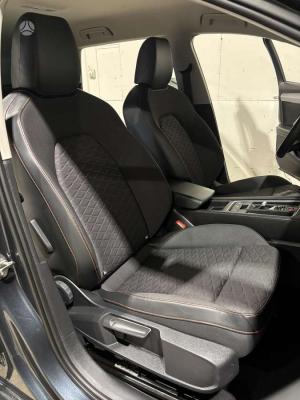 Blue SEAT Leon 2021 in Klaipeda, with an engine capacity of 1.40 L and mileage of 232 thousand km for 13999 €, photo 25 on AUTOMOTO.COM.LV
