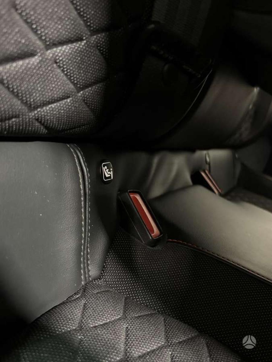 Blue SEAT Leon 2021 in Klaipeda, with an engine capacity of 1.40 L and mileage of 232 thousand km for 13999 €, photo 49 on AUTOMOTO.COM.LV