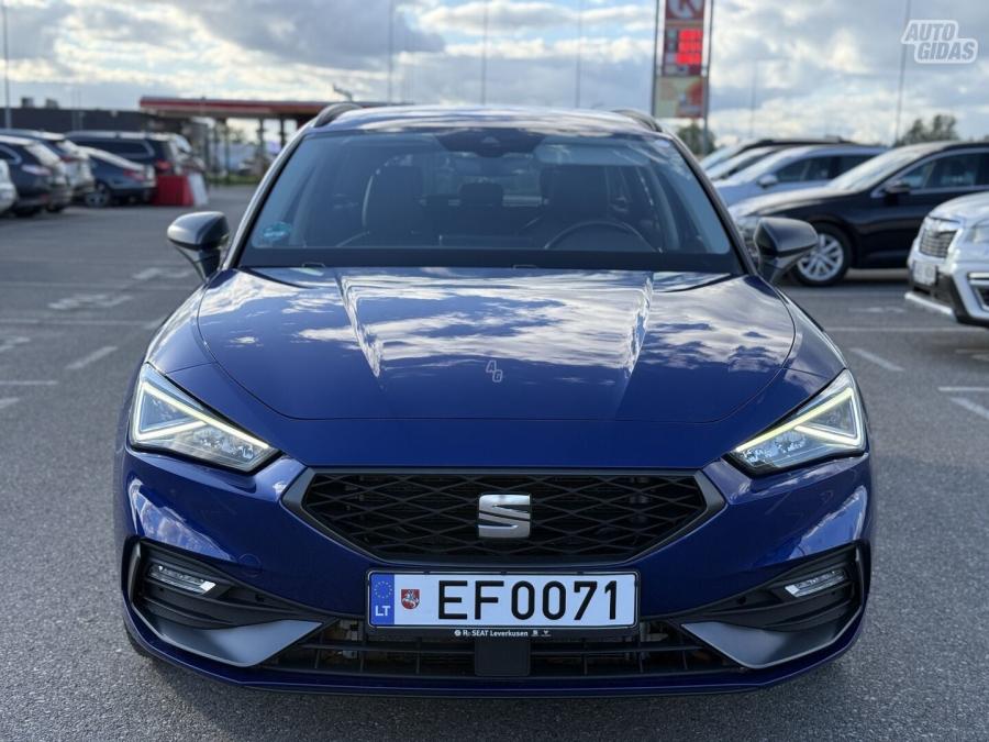 Blue SEAT Leon 2022 in Vilnius, with an engine capacity of 1.40 L and mileage of 213 thousand km for 13999 €, photo 3 on AUTOMOTO.COM.LV