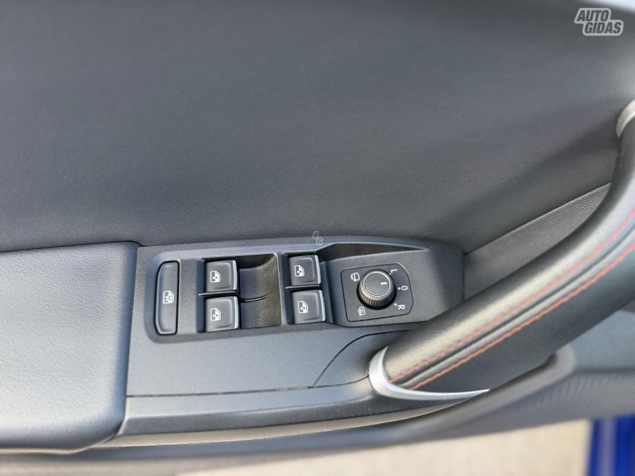 Blue SEAT Leon 2022 in Vilnius, with an engine capacity of 1.40 L and mileage of 213 thousand km for 13999 €, photo 30 on AUTOMOTO.COM.LV