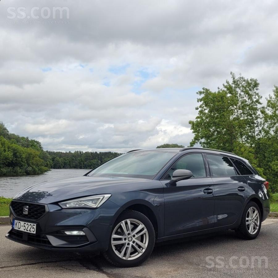 Blue SEAT Leon 2022 in Riga, with an engine capacity of 1.50 L and mileage of 157 thousand km for 13800 €, photo 3 on AUTOMOTO.COM.LV