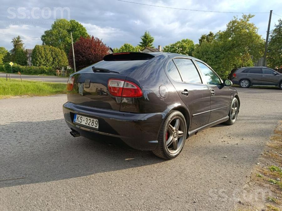 Brūns SEAT Leon 2003 Talsi, ar dzinēja tilpumu 1.90 L un nobraukumu 413 tūkst. km par 1900 €, foto 3 vietnē AUTOMOTO.COM.LV