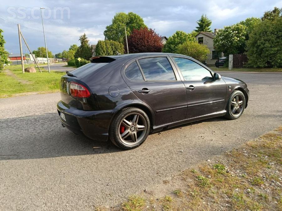 Brūns SEAT Leon 2003 Talsi, ar dzinēja tilpumu 1.90 L un nobraukumu 413 tūkst. km par 1900 €, foto 7 vietnē AUTOMOTO.COM.LV