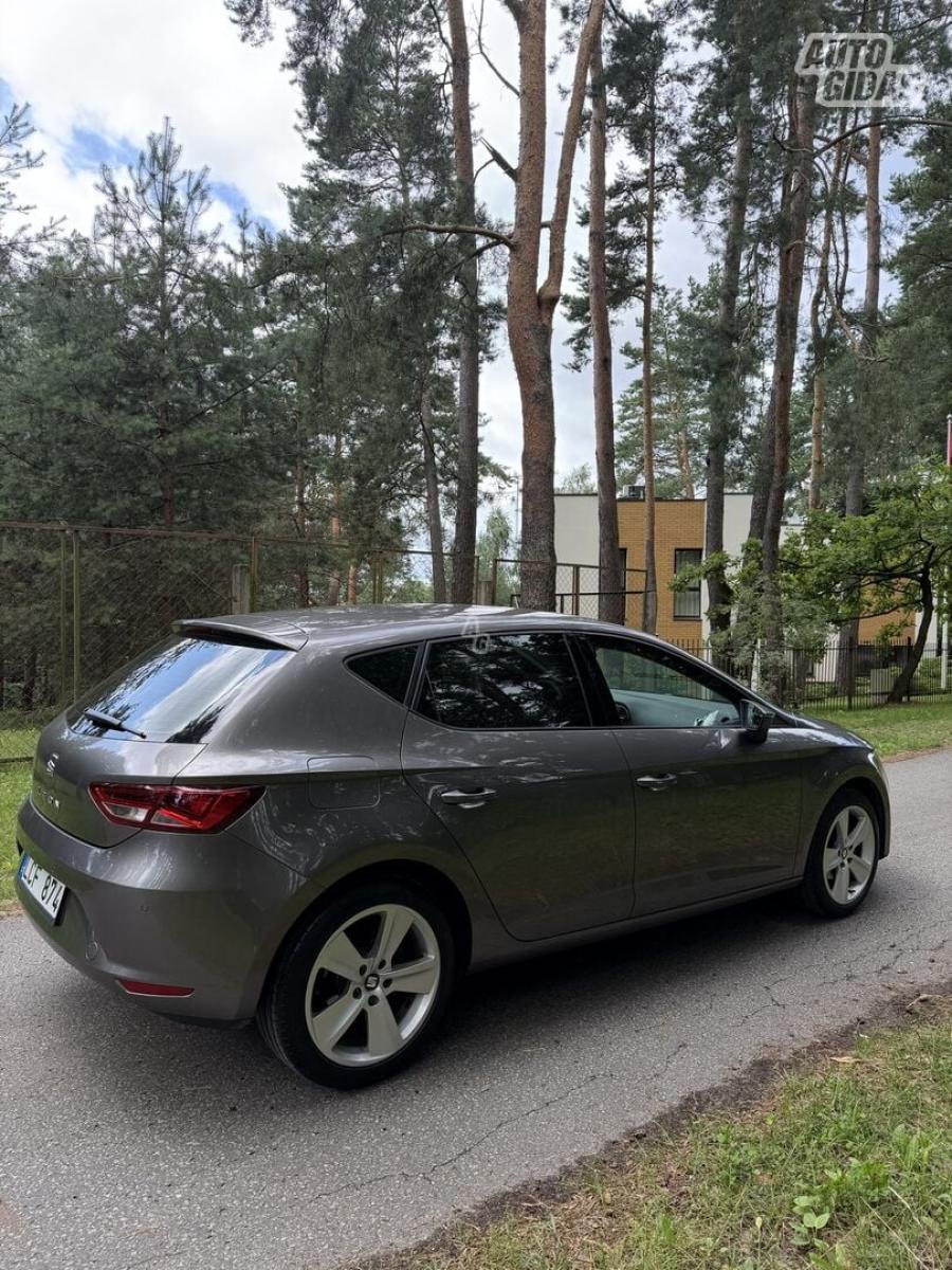 Brown SEAT Leon 2014 in Vilnius, with an engine capacity of 1.60 L and mileage of 181 thousand km for 6500 €, photo 3 on AUTOMOTO.COM.LV