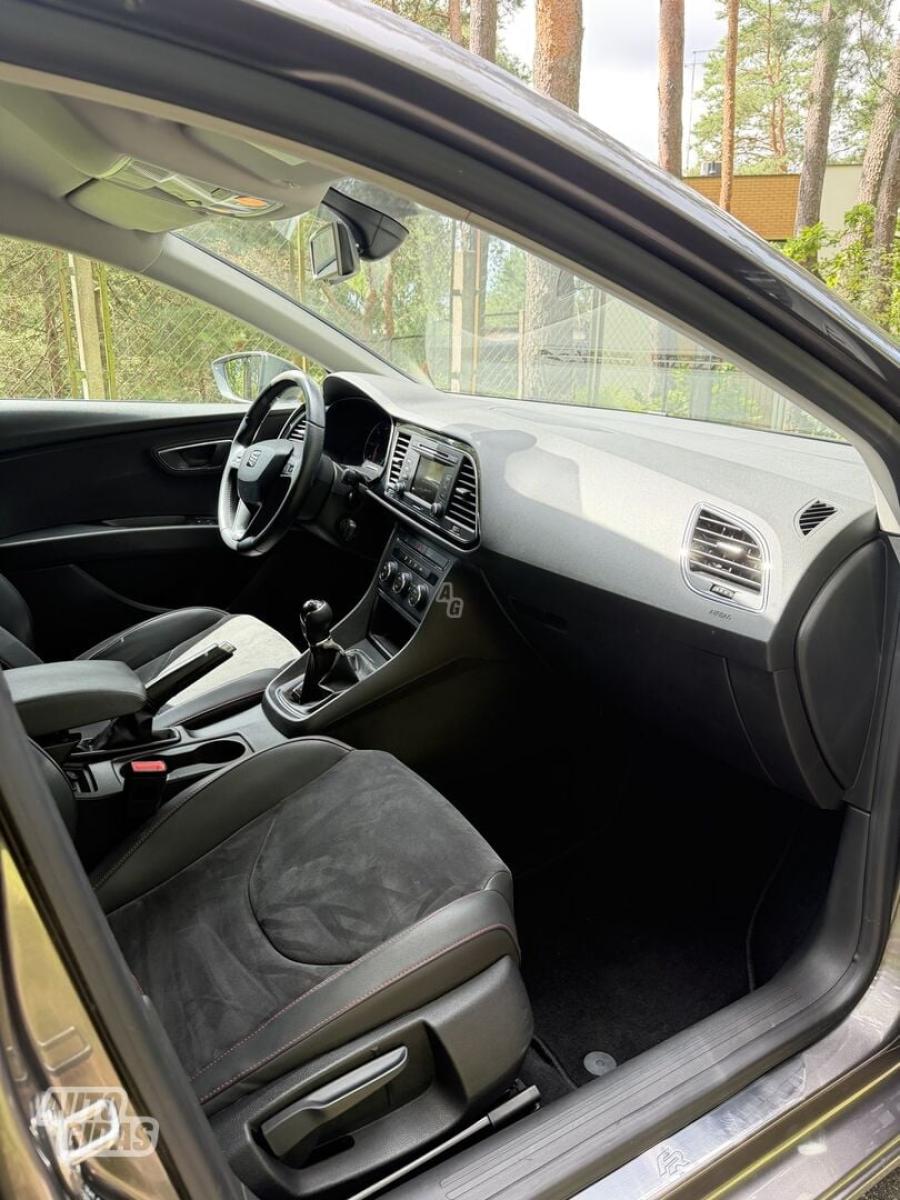 Brown SEAT Leon 2014 in Vilnius, with an engine capacity of 1.60 L and mileage of 181 thousand km for 6500 €, photo 19 on AUTOMOTO.COM.LV