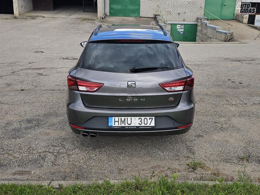 Brown SEAT Leon 2014 in Kaunas, with an engine capacity of 2.00 L and mileage of 148 thousand km for 7500 €, photo 5 on AUTOMOTO.COM.LV