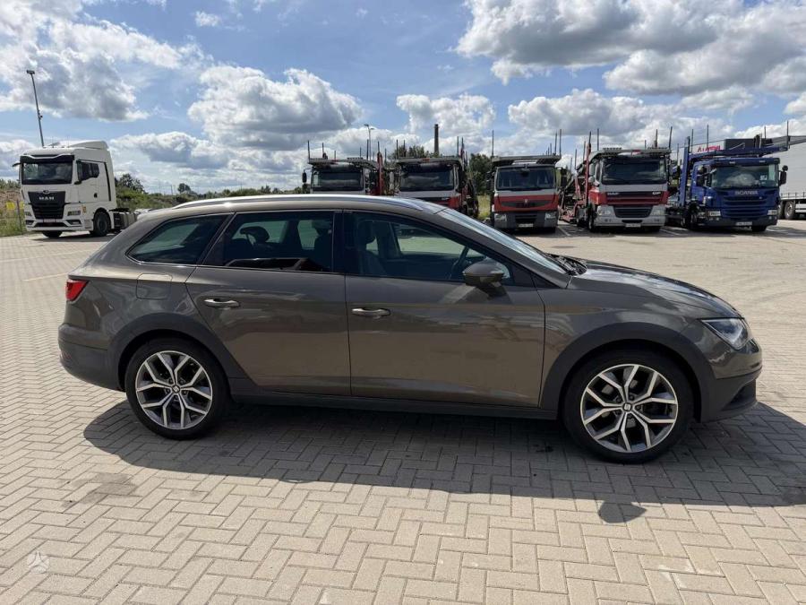 Brown SEAT Leon 2014 in Taurage, with an engine capacity of 1.97 L and mileage of 247 thousand km for 6700 €, photo 8 on AUTOMOTO.COM.LV
