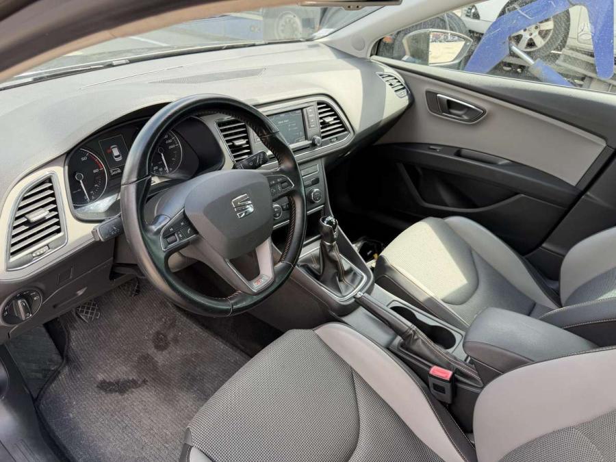 Brown SEAT Leon 2014 in Taurage, with an engine capacity of 1.97 L and mileage of 247 thousand km for 6700 €, photo 13 on AUTOMOTO.COM.LV