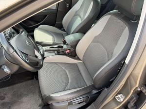 Brown SEAT Leon 2014 in Taurage, with an engine capacity of 1.97 L and mileage of 247 thousand km for 6700 €, photo 16 on AUTOMOTO.COM.LV