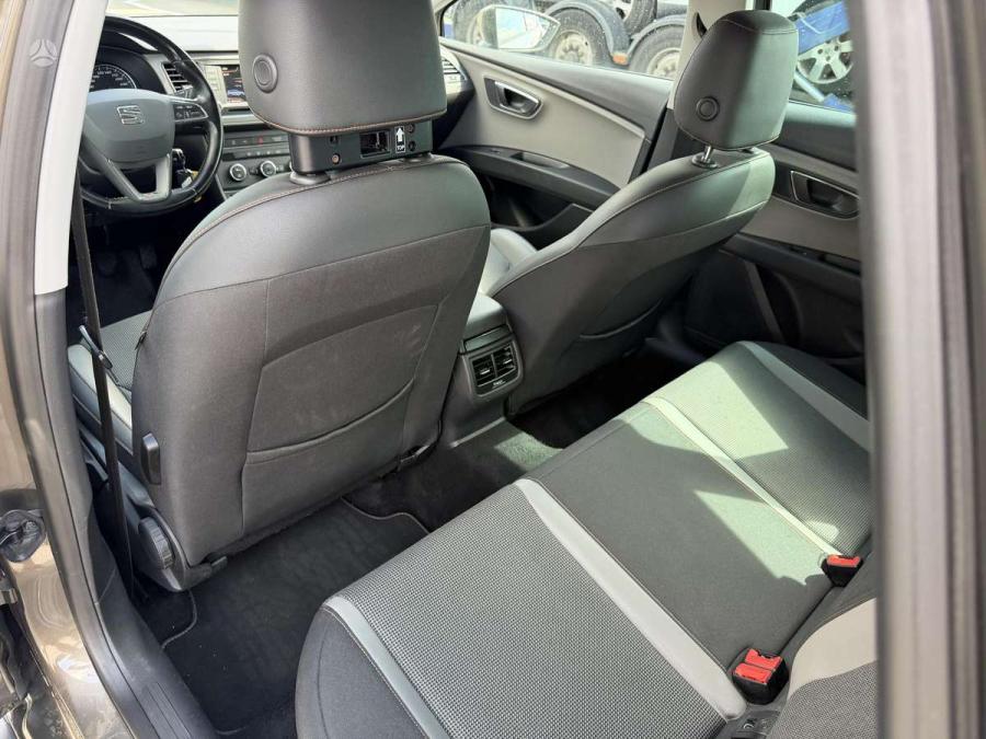 Brown SEAT Leon 2014 in Taurage, with an engine capacity of 1.97 L and mileage of 247 thousand km for 6700 €, photo 17 on AUTOMOTO.COM.LV