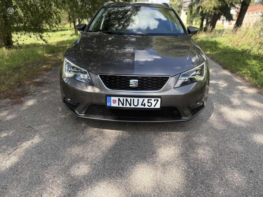 Brown SEAT Leon 2014 in Alytus, with an engine capacity of 1.60 L and mileage of 0 thousand km for 5500 €, photo 1 on AUTOMOTO.COM.LV