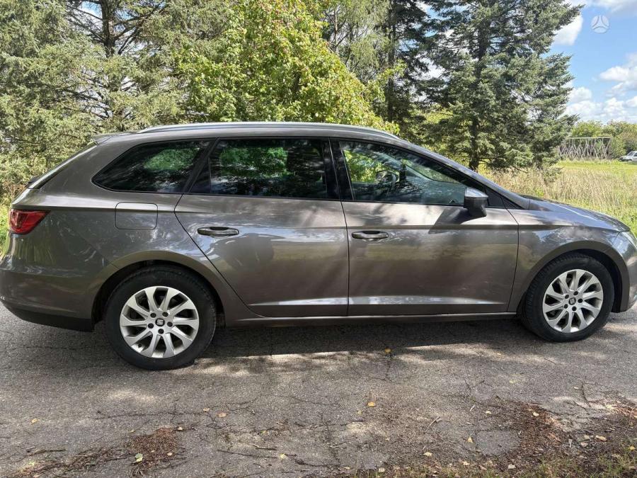 Brown SEAT Leon 2014 in Alytus, with an engine capacity of 1.60 L and mileage of 0 thousand km for 5500 €, photo 12 on AUTOMOTO.COM.LV