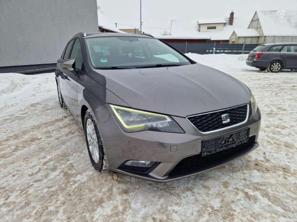Brown SEAT Leon 2015 in Raseiniai, with an engine capacity of 1.60 L and mileage of 190 thousand km for 4900 €, photo 4 on AUTOMOTO.COM.LV