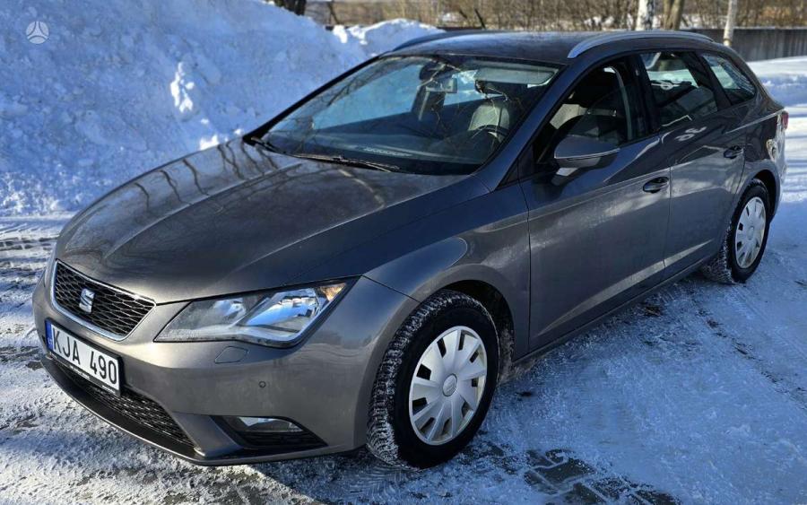 Brown SEAT Leon 2015 in Siauliai, with an engine capacity of 1.60 L and mileage of 247 thousand km for 5900 €, photo 2 on AUTOMOTO.COM.LV
