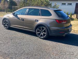 Brown SEAT Leon 2015 in Tallinn, with an engine capacity of 1.80 L and mileage of 319 thousand km for 8699 €, photo 7 on AUTOMOTO.COM.LV