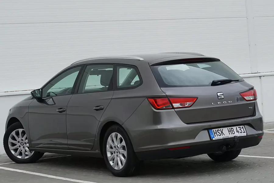 Brown SEAT Leon 2015 in Riga, with an engine capacity of 1.60 L and mileage of 187 thousand km for 7000 €, photo 9 on AUTOMOTO.COM.LV