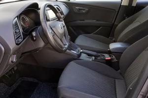 Brown SEAT Leon 2015 in Riga, with an engine capacity of 1.60 L and mileage of 187 thousand km for 7000 €, photo 19 on AUTOMOTO.COM.LV