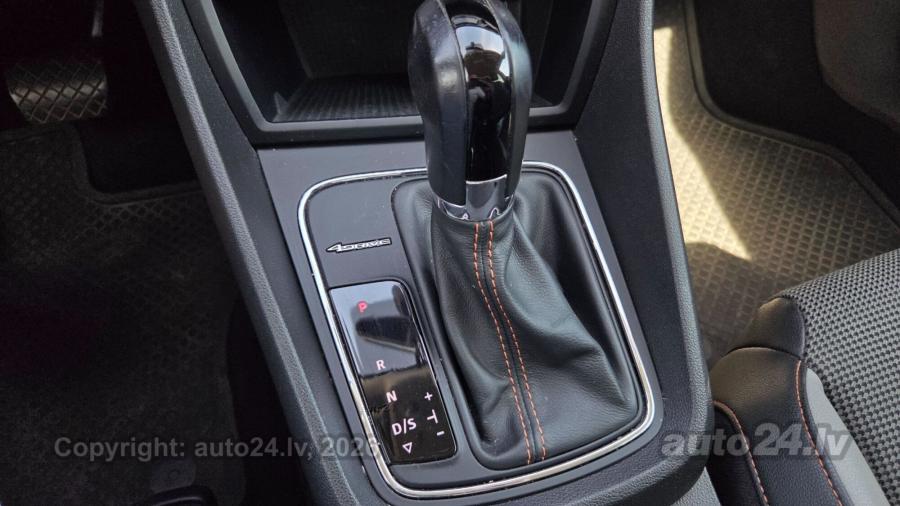 Brūns SEAT Leon 2015 Tallina, ar dzinēja tilpumu 2.00 L un nobraukumu 209 tūkst. km par 7990 €, foto 18 vietnē AUTOMOTO.COM.LV