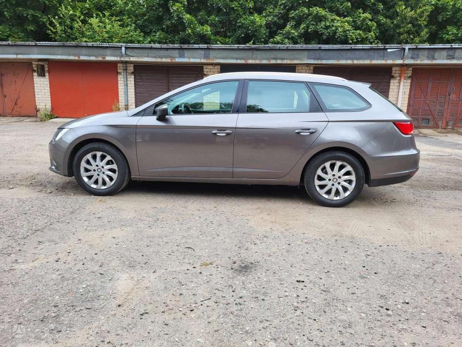 Brown SEAT Leon 2015 in Kaunas, with an engine capacity of 1.40 L and mileage of 185 thousand km for 6300 €, photo 5 on AUTOMOTO.COM.LV