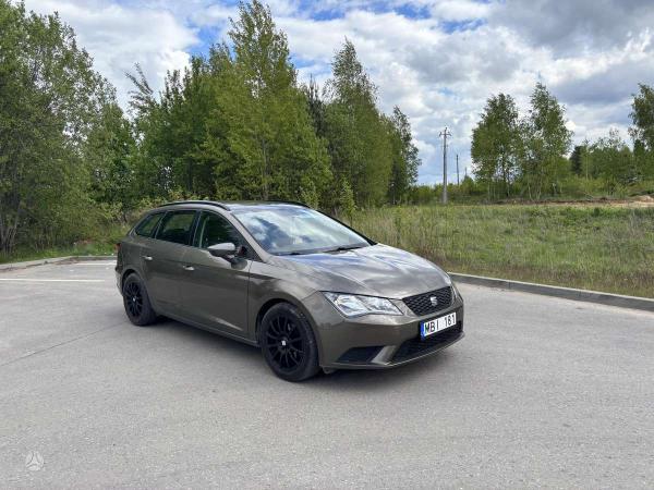Brown SEAT Leon 2016 in Vilnius, with an engine capacity of 1.00 L and mileage of 117 thousand km for 5900 €, photo 4 on AUTOMOTO.COM.LV