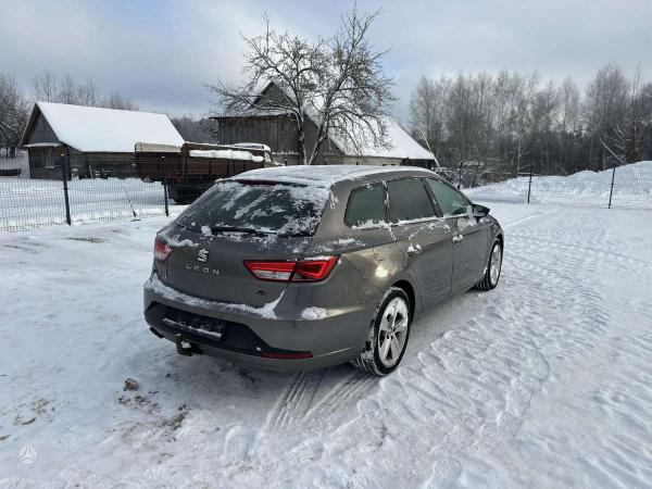 Brown SEAT Leon 2016 in Vilnius, with an engine capacity of 1.40 L and mileage of 287 thousand km for 5750 €, photo 4 on AUTOMOTO.COM.LV