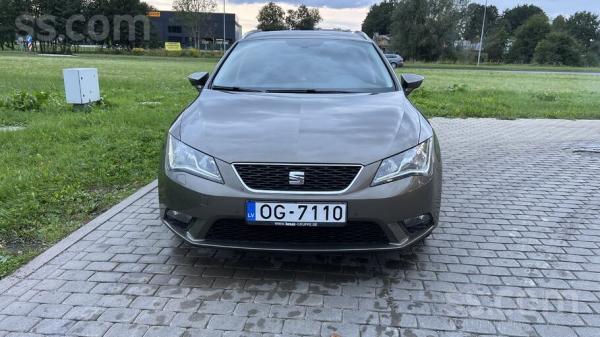 Brown SEAT Leon 2016 in Riga, with an engine capacity of 2.00 L and mileage of 177 thousand km for 8750 €, photo 4 on AUTOMOTO.COM.LV