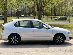 Pelēks SEAT Leon 2000 Kauņa, ar dzinēja tilpumu 1.78 L un nobraukumu 243 tūkst. km par 700 €, foto 5 vietnē AUTOMOTO.COM.LV